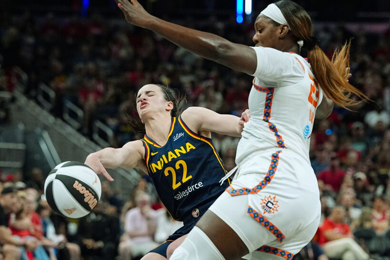 Tense situation in the WNBA: light sanctions in Fever vs. Sun fight ...
