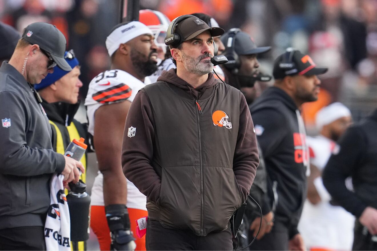 The Browns dismiss Kevin Stefanski as Shedeur Sanders eagerly awaits a ...