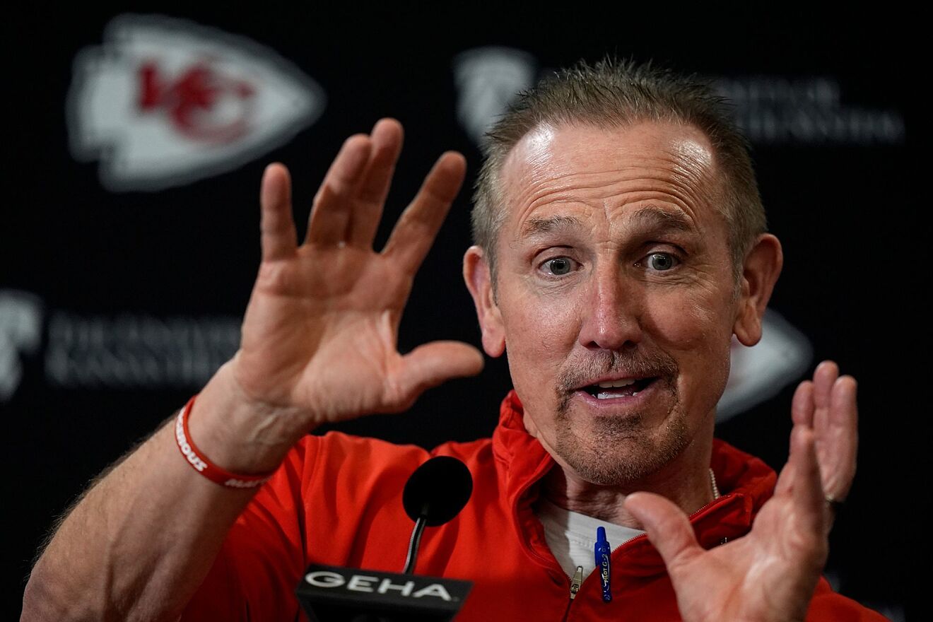 Steve Spagnuolo makes it clear to Joe Burrow he's better than Josh ...