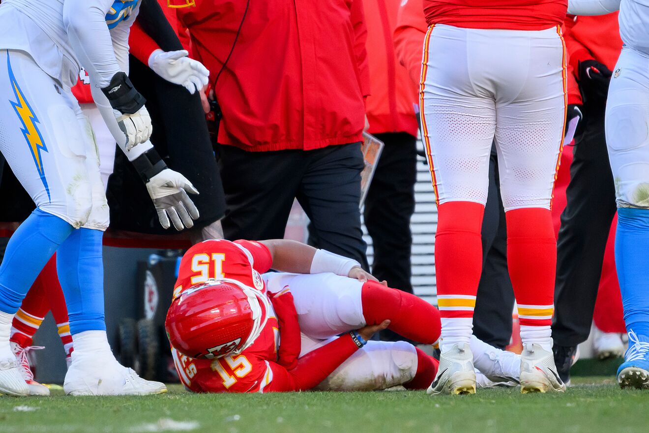Patrick Mahomes and the Chiefs receive the worst news about the star quarterback's terrible ...