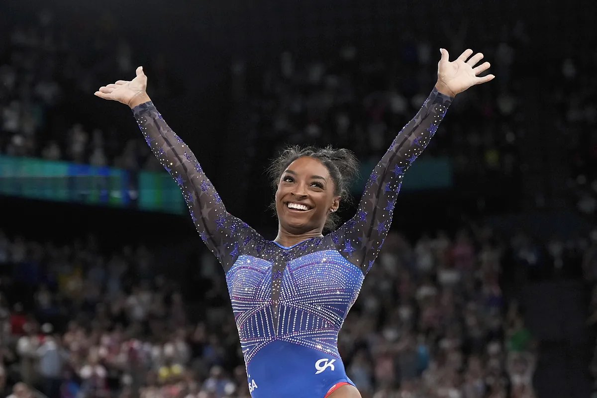 Simone Biles' post on mental health just hours after winning gold at ...