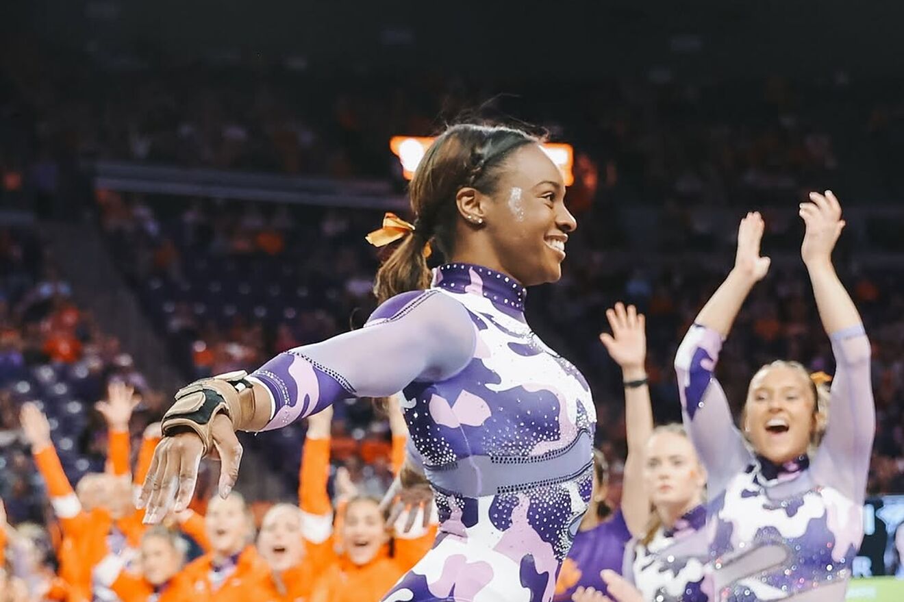 Clemson gymnastics star shocks the world by recreating Simone Biles ...