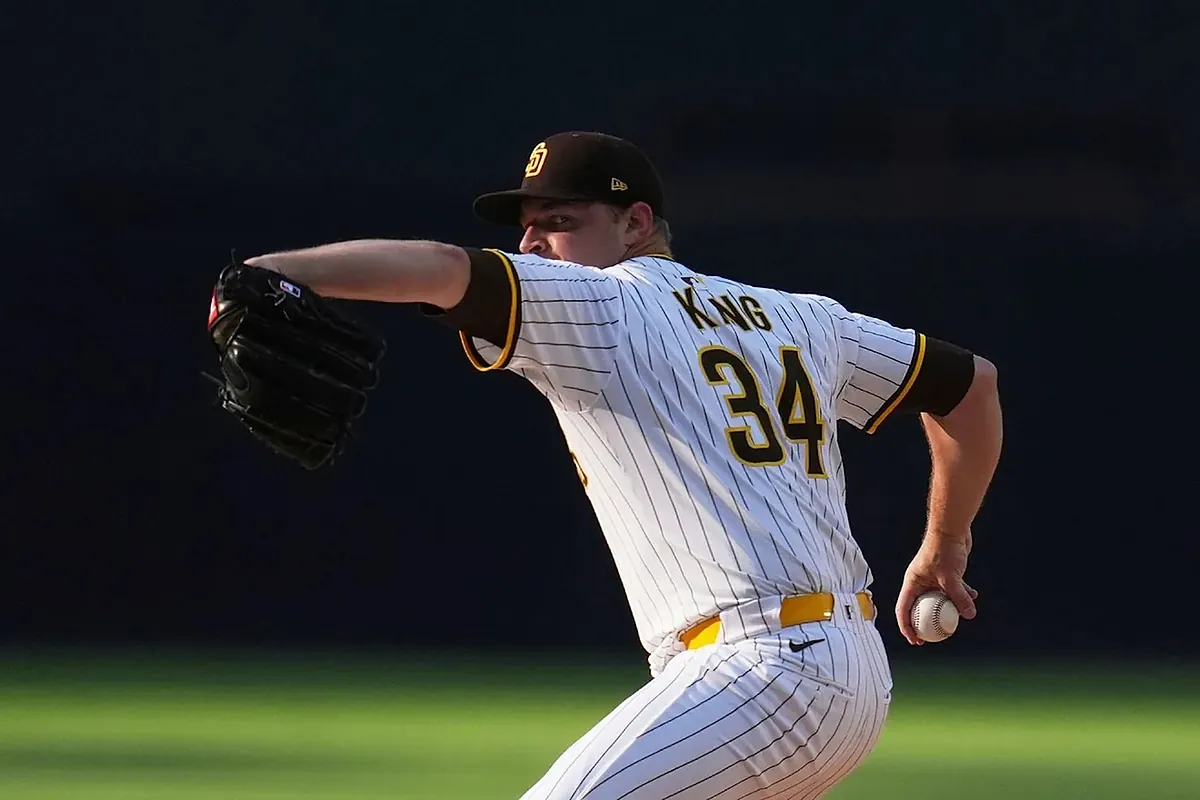 Michael King signs with San Diego Padres forcing Yankees to change ...