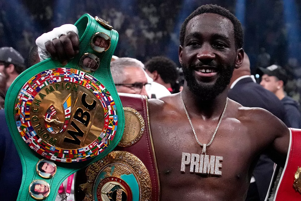 Roy Jones Jr. names the only 'explosive' boxer with chances to beat ...