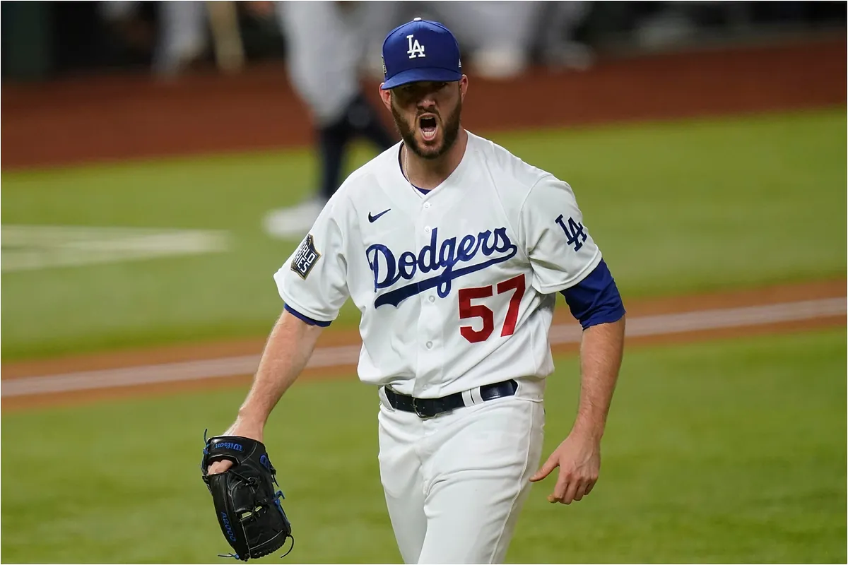 A World Series-winning pitcher with the Los Angeles Dodgers retires ...
