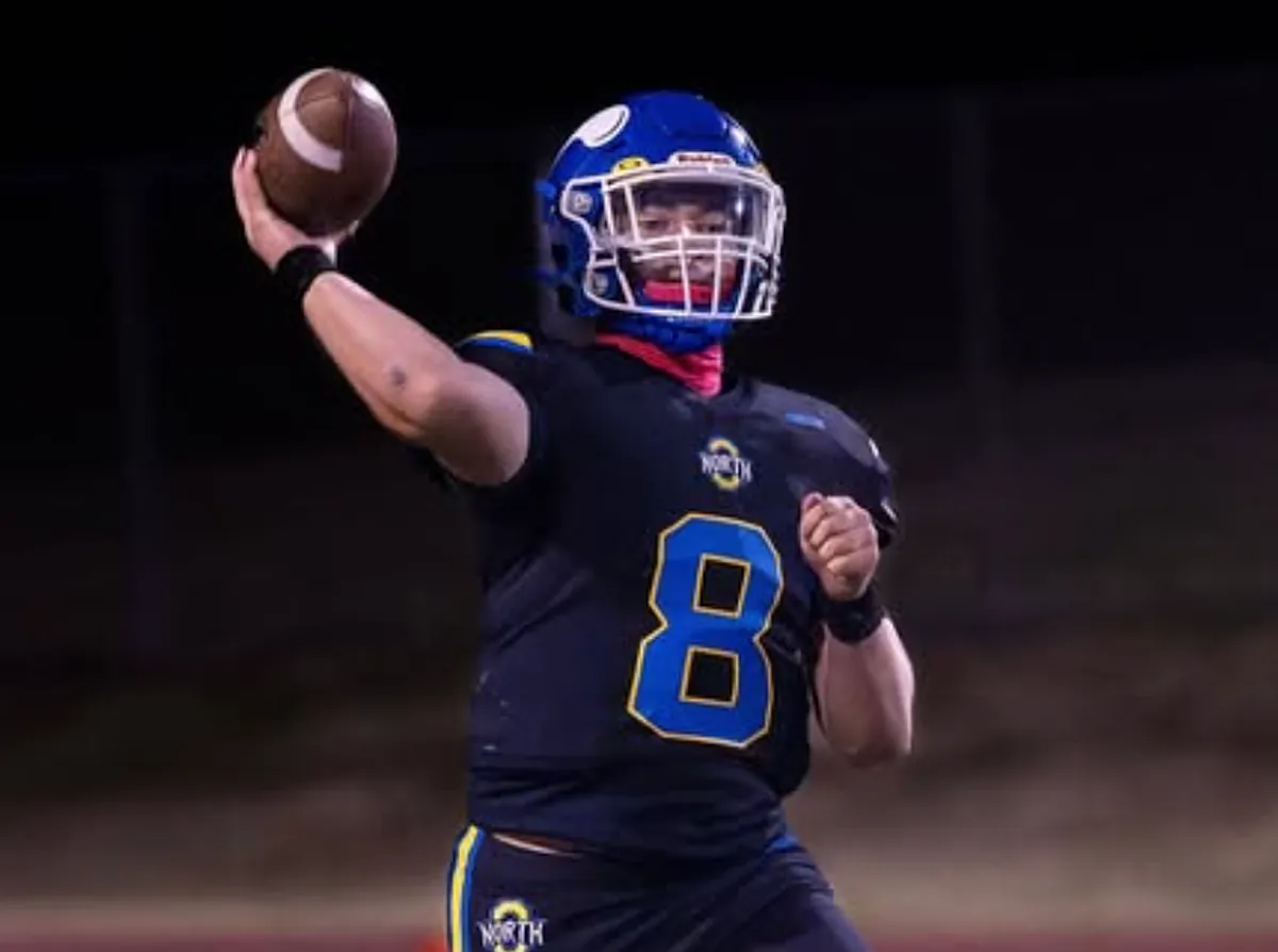 Who is Mikey Gow, the ambidextrous high school quarterback who has gone ...