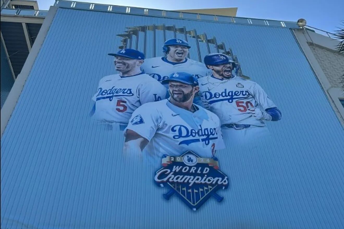 Controversy over Clayton Kershaw's presence on Dodgers mural: fans want ...