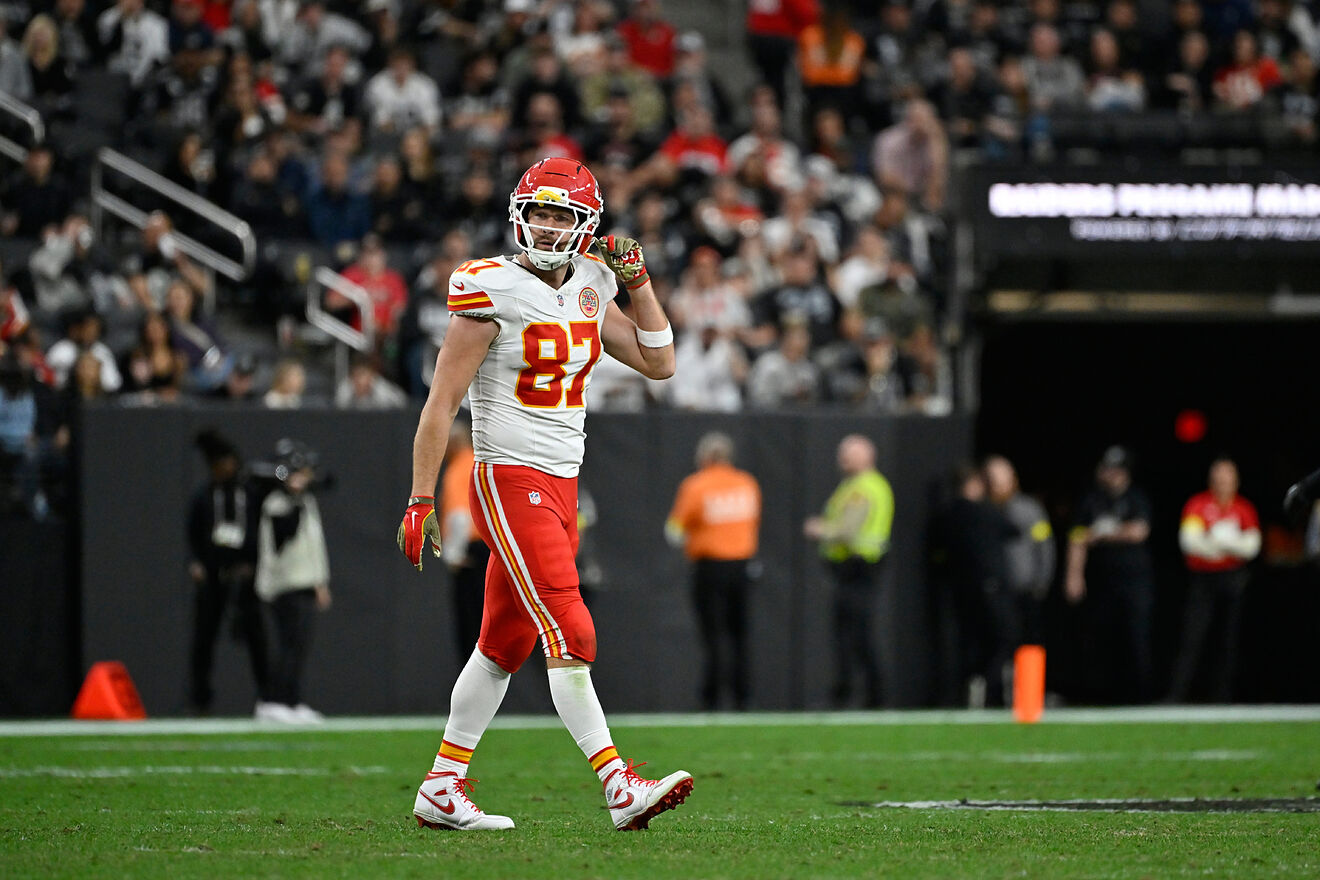 Fox Sports and ESPN are 'fighting' over Travis Kelce and want him to ...