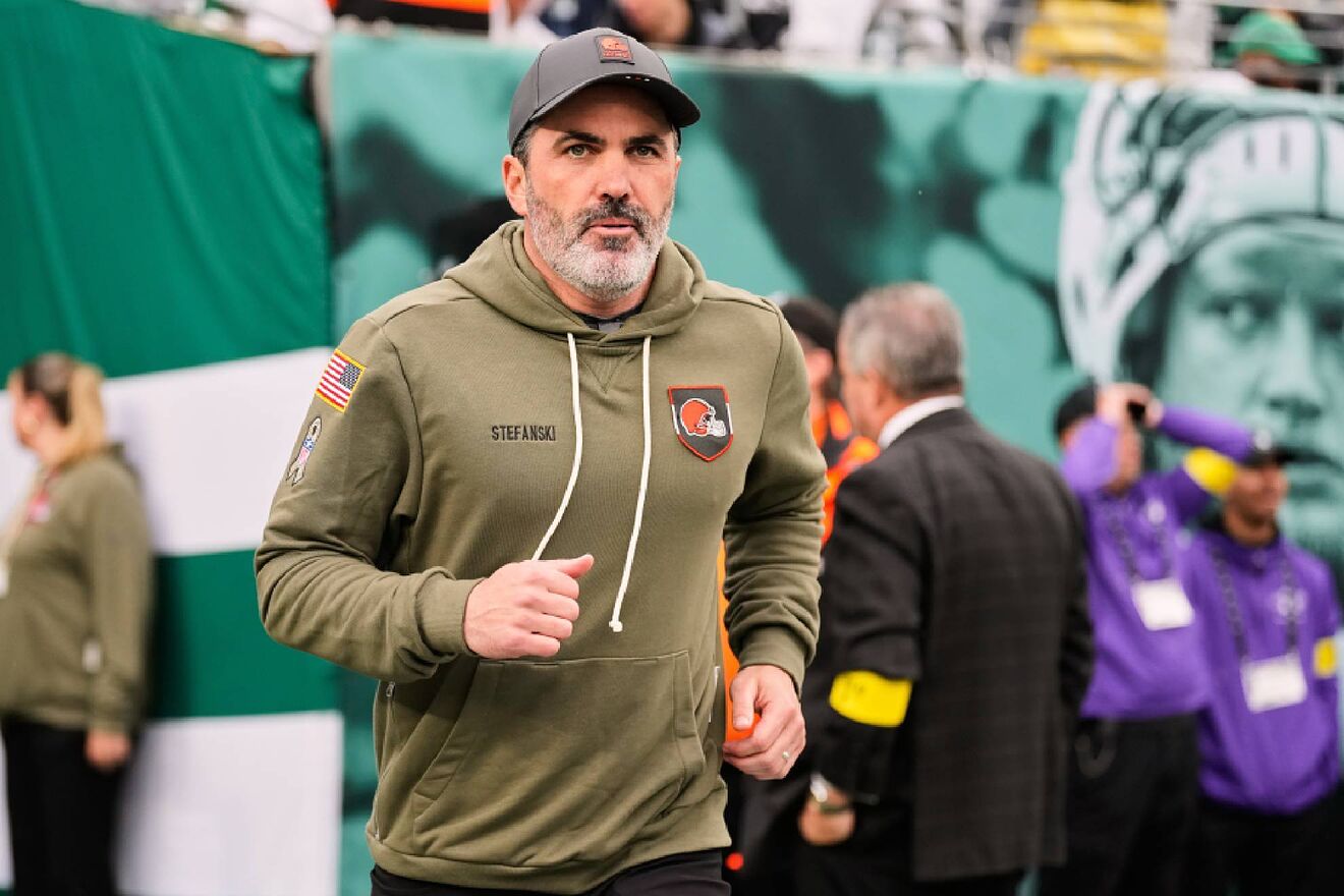 Kevin Stefanski was threatened before the game against the Jets; the ...