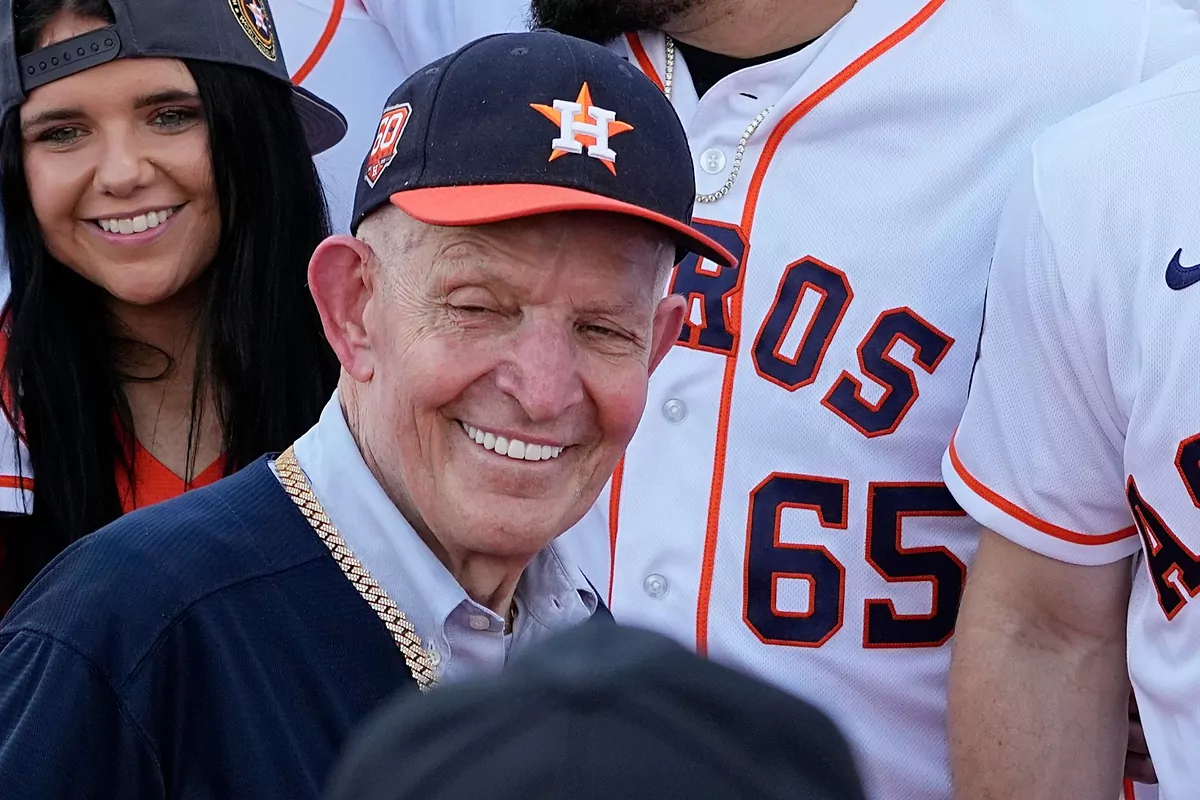 Mattress Mack made another massive sports bet, it's already looking ...
