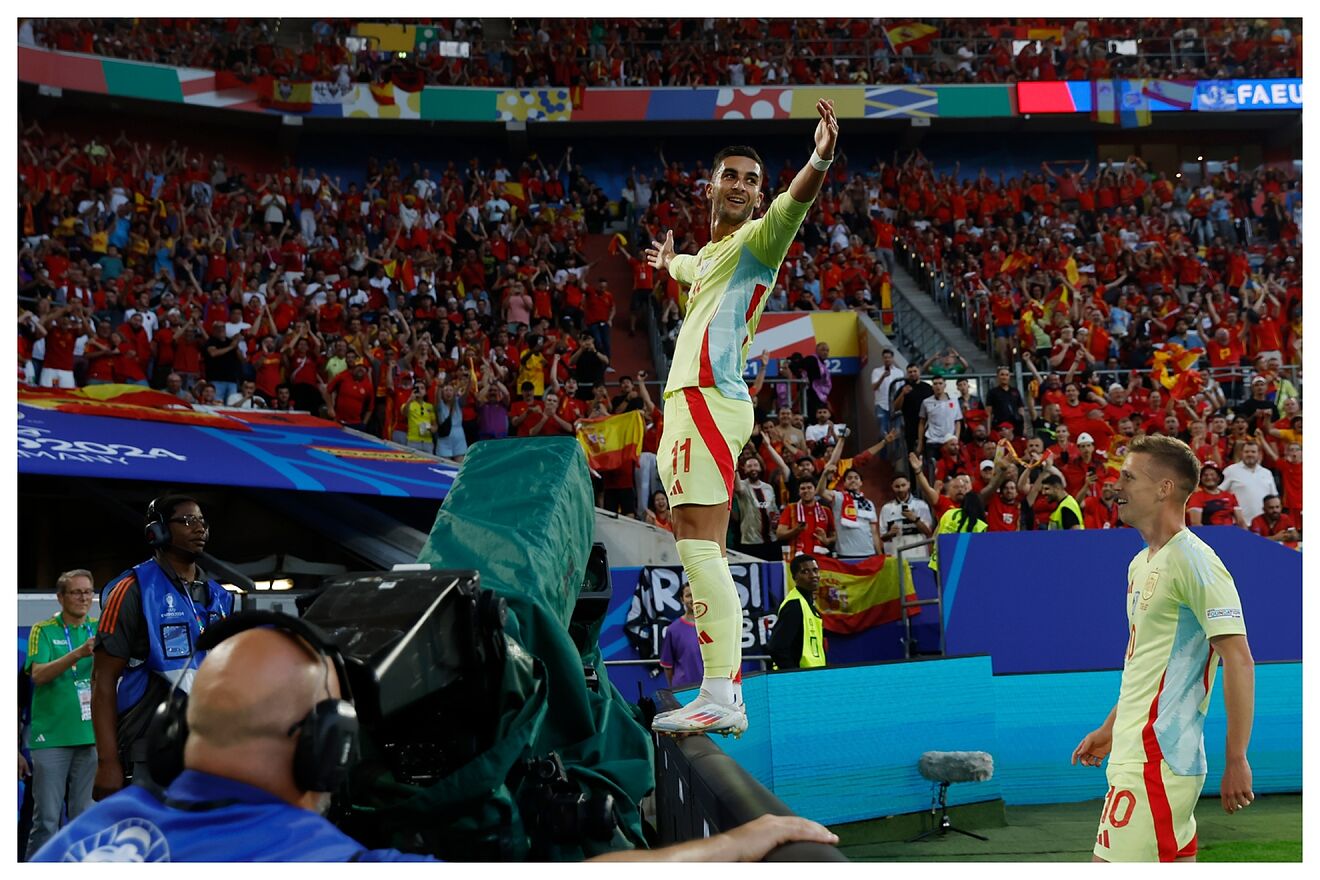 Albania - España: Much-changed Spain beats Albania to finish perfect ...