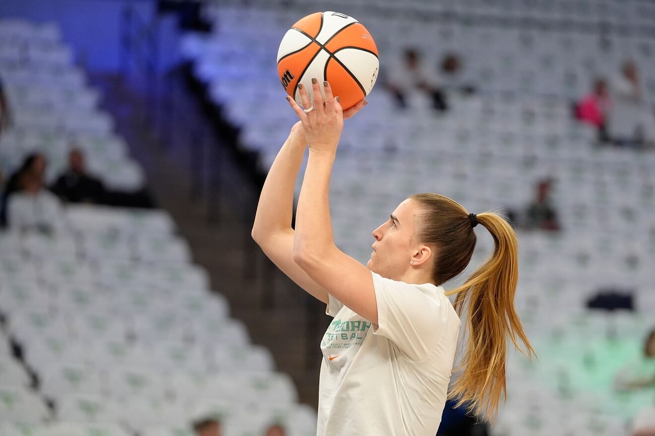 Sabrina Ionescu's perfect pre-game three-point warmup foreshadows WNBA ...