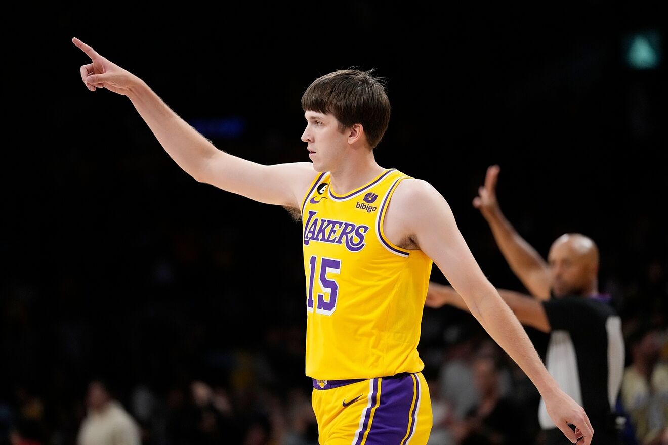 Austin Reaves opens up about what it's like to defend Stephen Curry: He ...