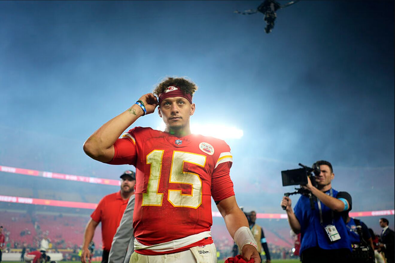 Patrick Mahomes gets an astonishing offer from David Bakhtiari: 'I'll ...
