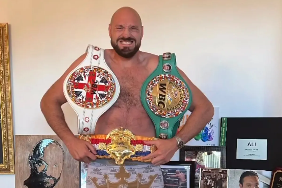 Tyson Fury snubbed as legendary trainer names Jimmy Wilde the greatest ...