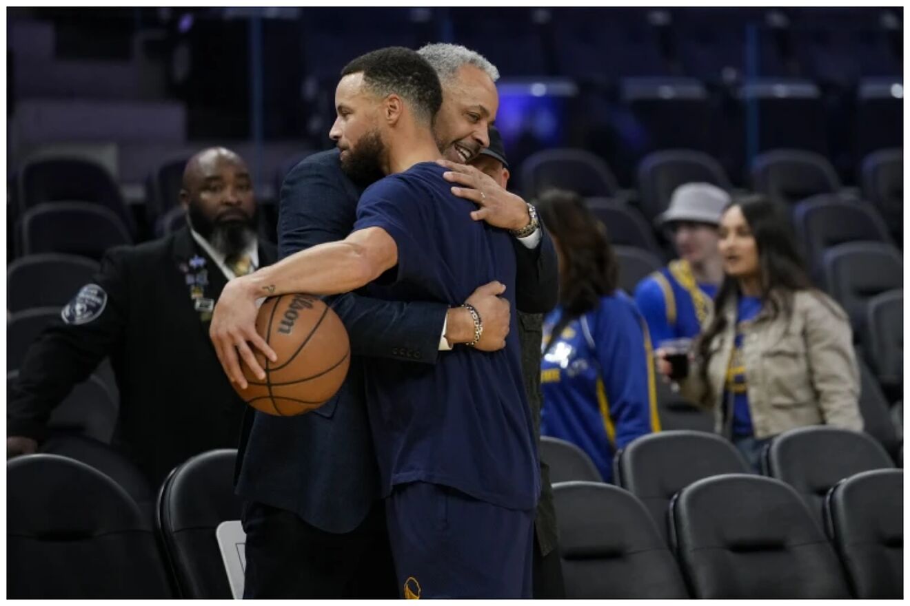 Stephen and Dell Curry surpass the NBA record of Kobe and Joe Bryant ...
