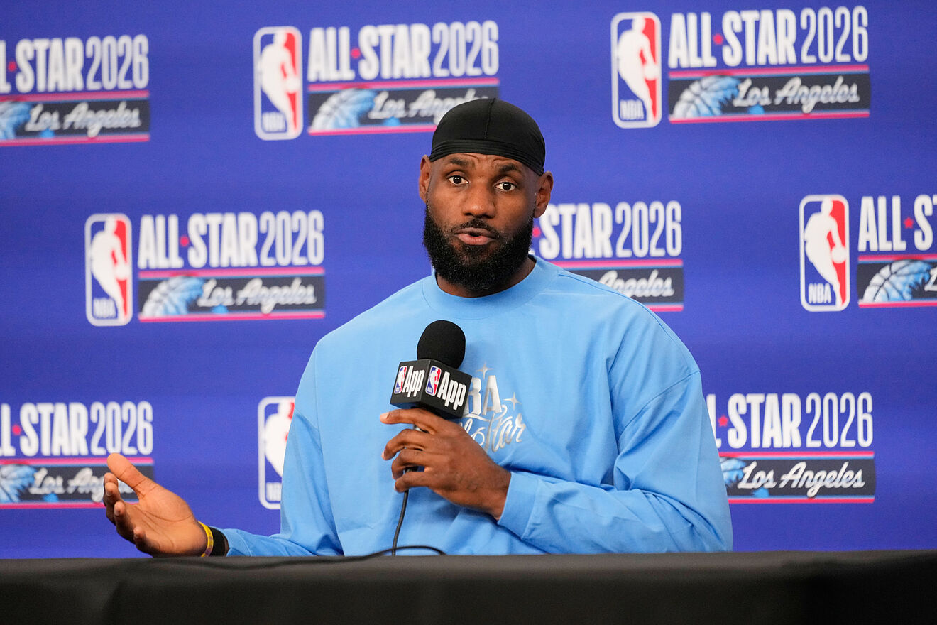 LeBron James can't escape reality and becomes the biggest All-Star ...