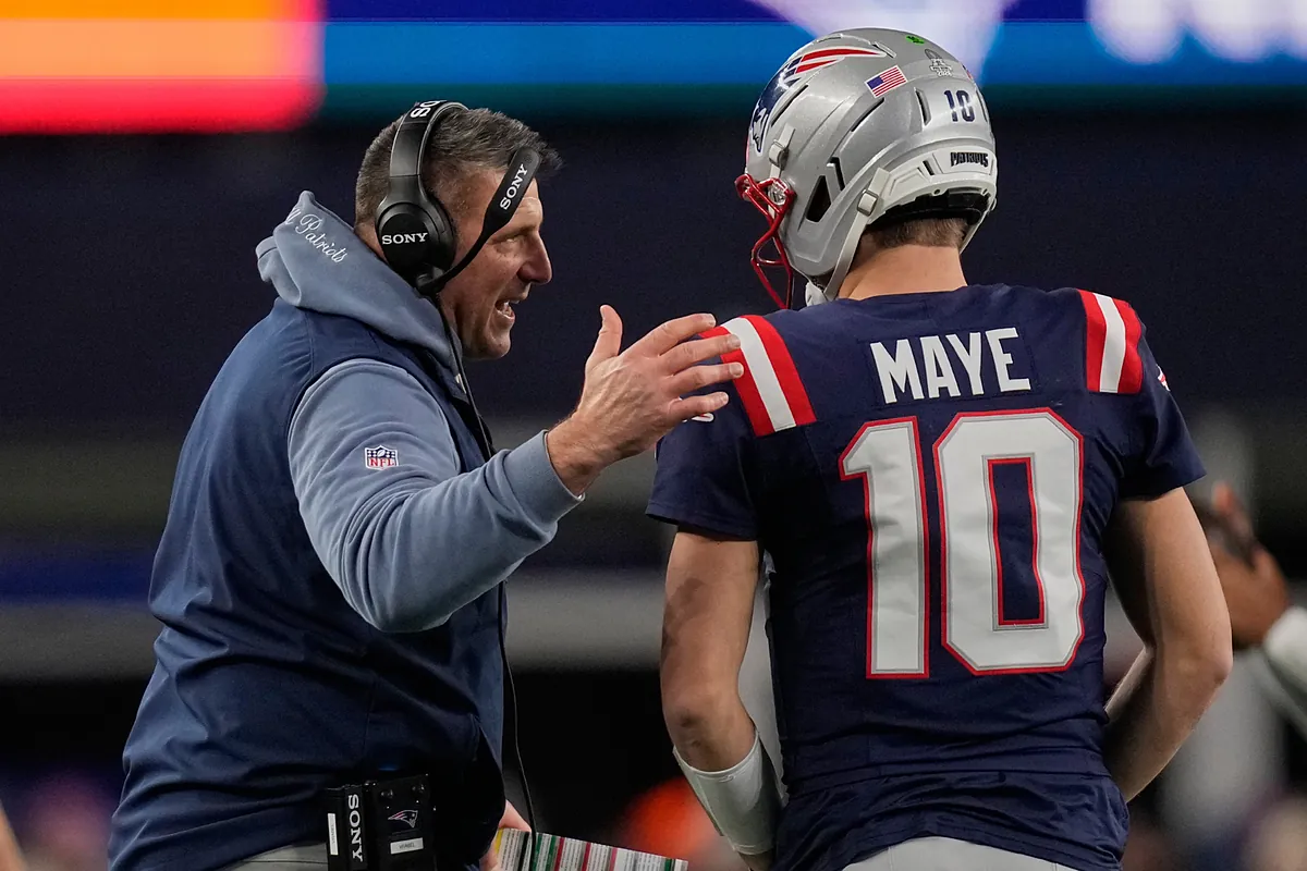 Drake Maye revealed Mike Vrabel's powerful reminder before the Texans ...