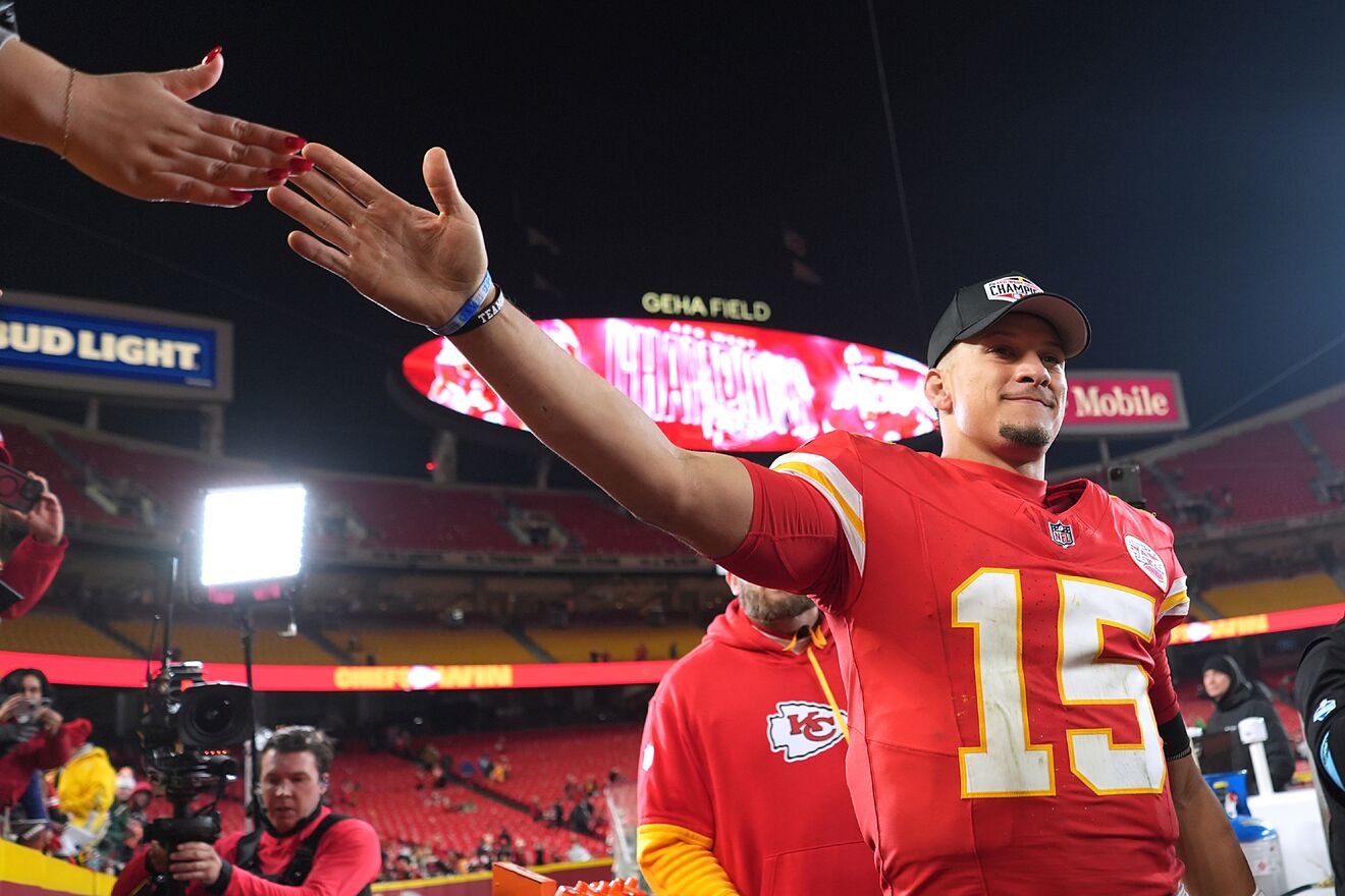 Patrick Mahomes shrugs off his 'biggest problem' as Chiefs continue to ...