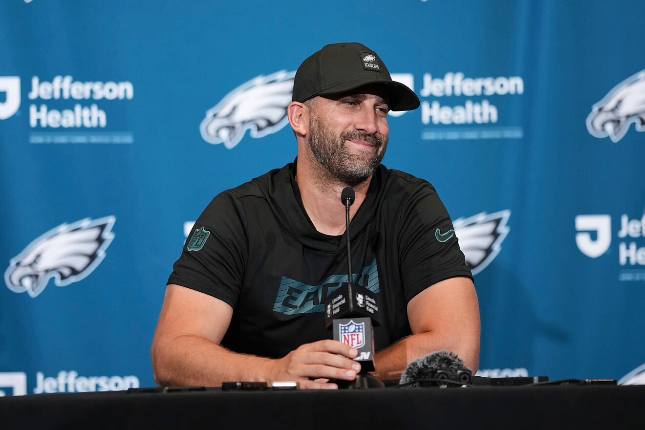 Jalen Carter's ejection puts spotlight on Nick Sirianni and Eagles ...