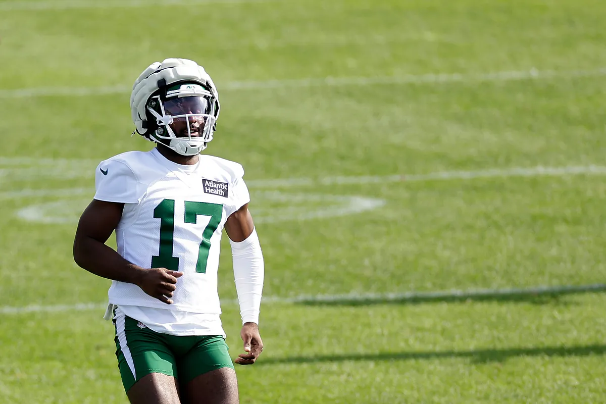 Jets player shot in Manhattan posts alarming update after hospital readmission: I need you ...