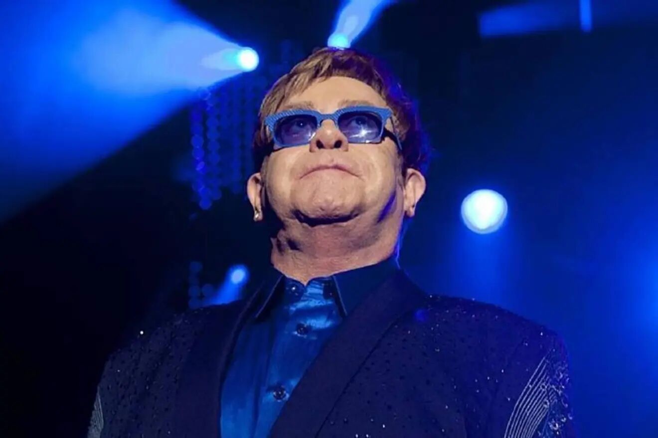 Elton John opens up about his battle with eye infection: "I can't see ...