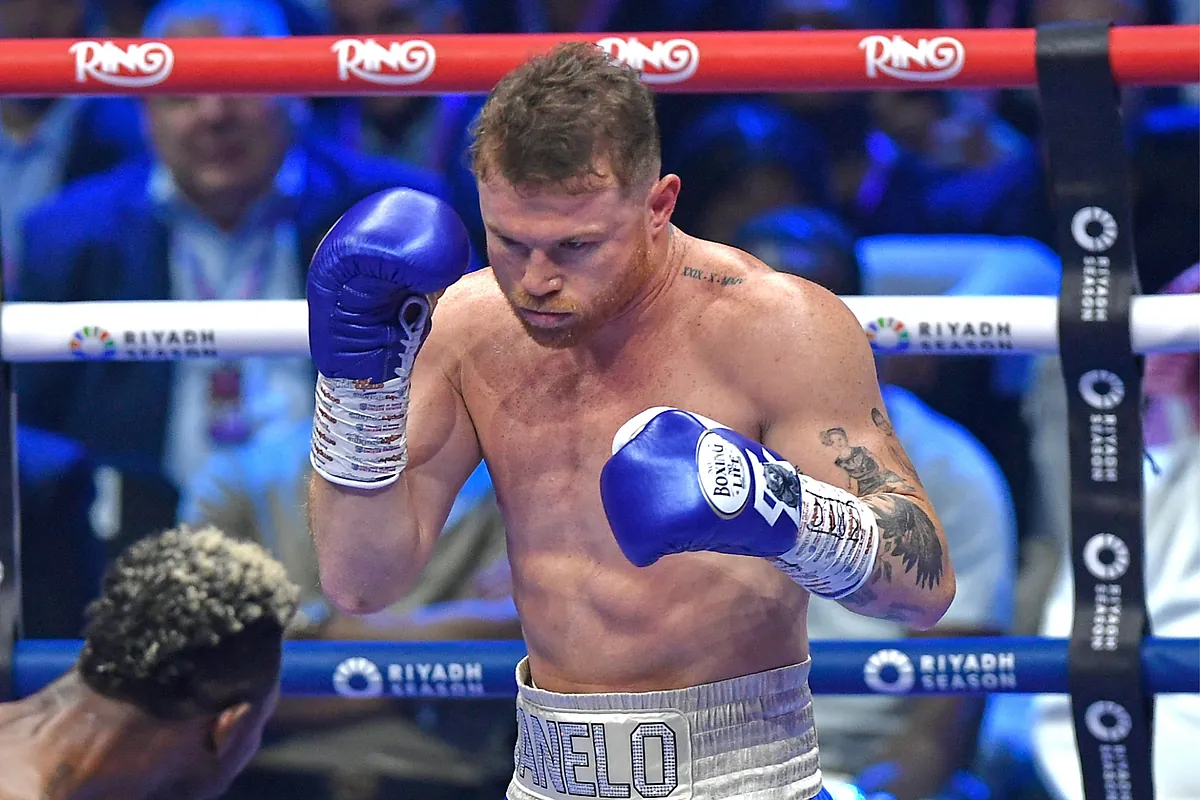 Canelo Alvarez pays special tribute to person who gave him nickname and ...