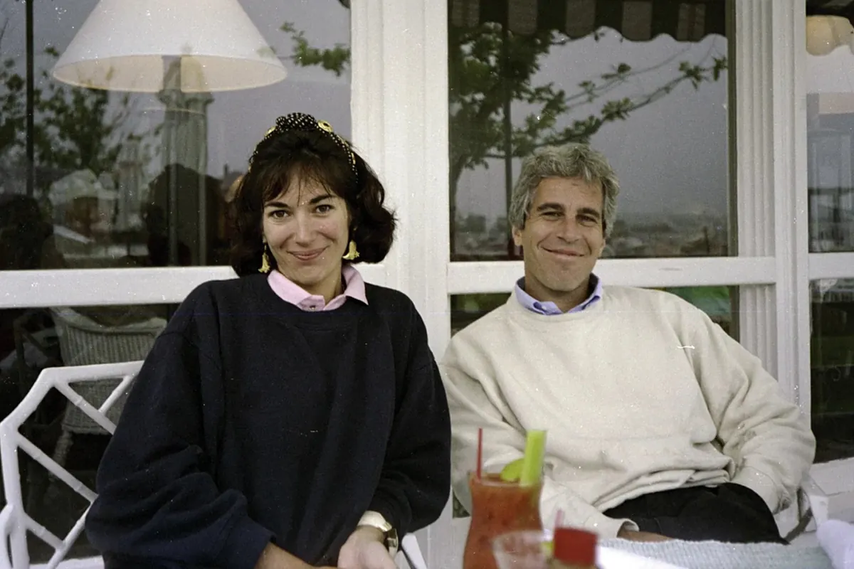 Ghislaine Maxwell's brother fears she could be killed in prison "like Epstein" | Marca