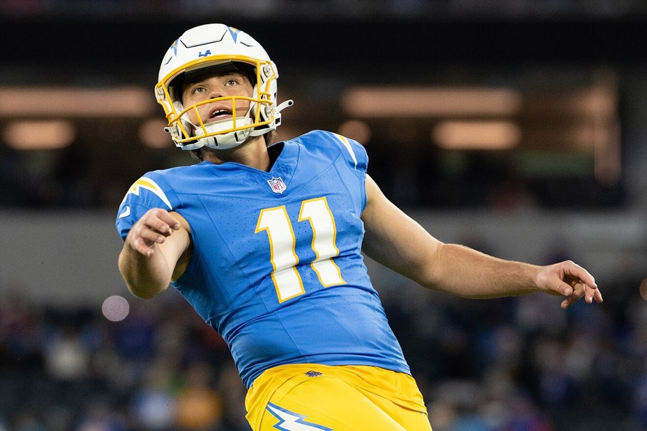 Cameron Dicker makes NFL history with first free kick field goal since ...