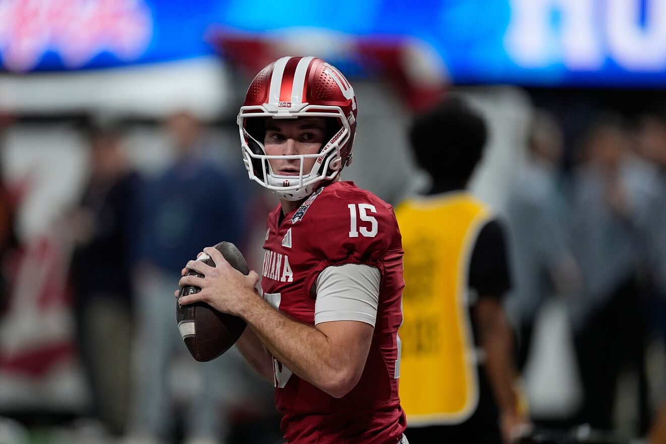 Why is Fernando Mendoza at the top of the early NFL Draft big board ...