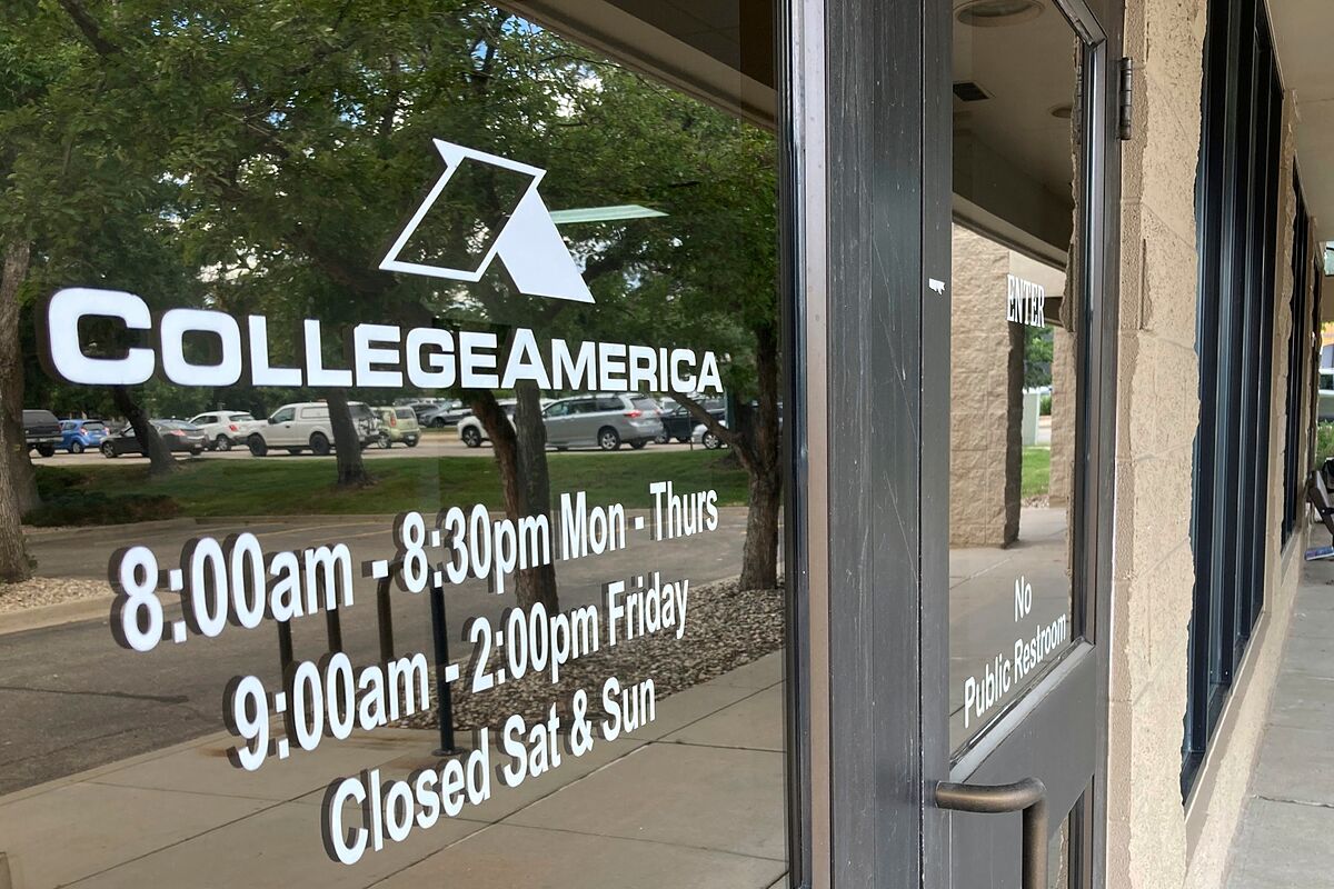 Student Loans Resume: Who is eligible to resume payment until 2024? | Marca