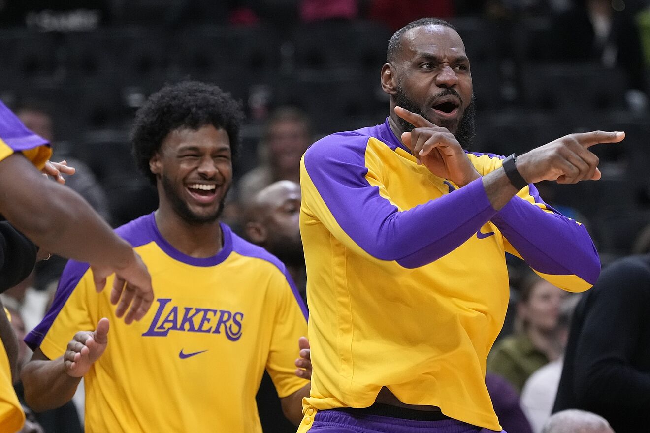 LeBron James shows off epic moves shaking off all the criticism ...