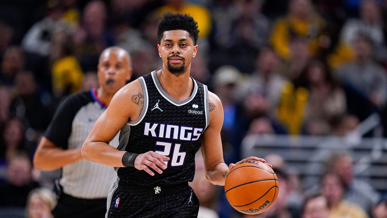 Sacramento Kings owner's daughter sparks online buzz after revealing ...