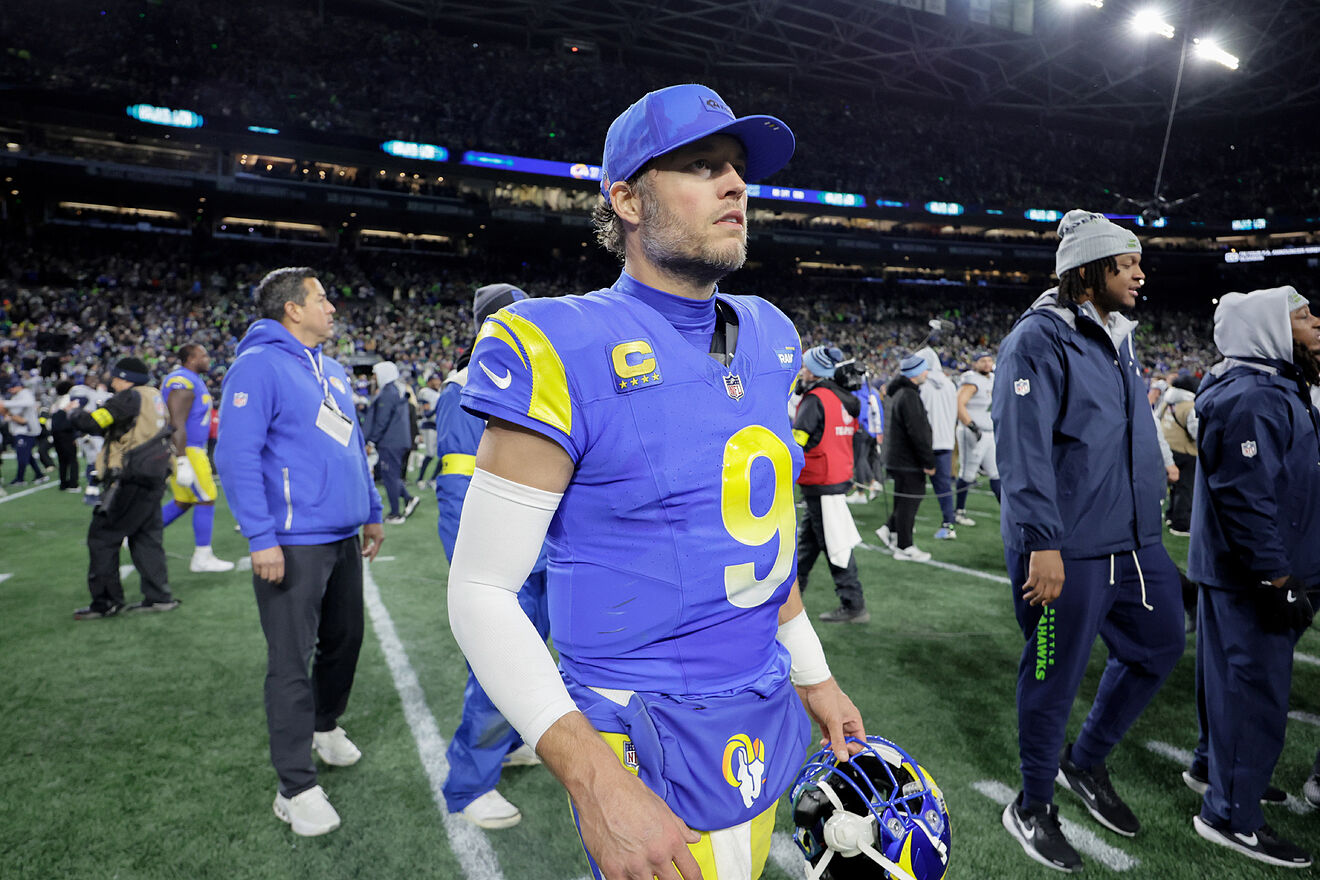 Matthew Stafford turns a sideline scare into a punchline after another ...