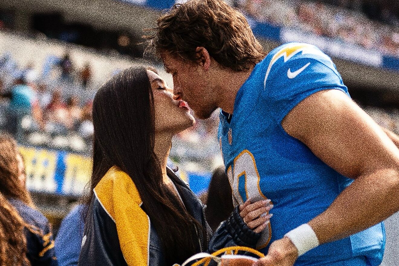 Justin Herbert's girlfriend Madison Beer just made a big announcement ...