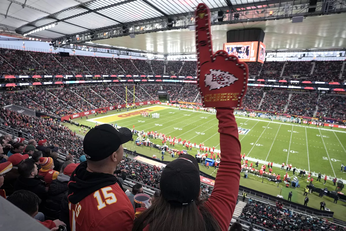 Bizarre hypothesis to explain the freezing deaths of three Chiefs fans ...