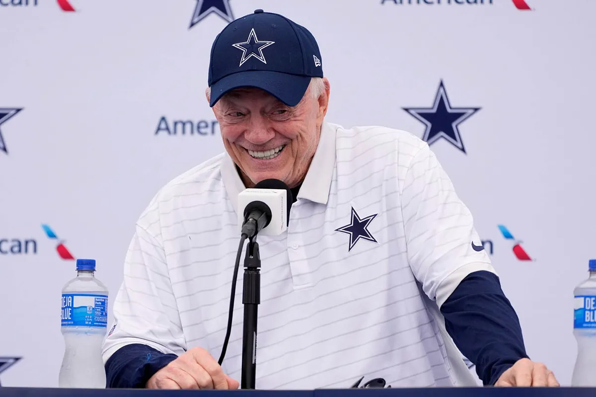 Jerry Jones hints at regret over giving Dak Prescott a new contract ...