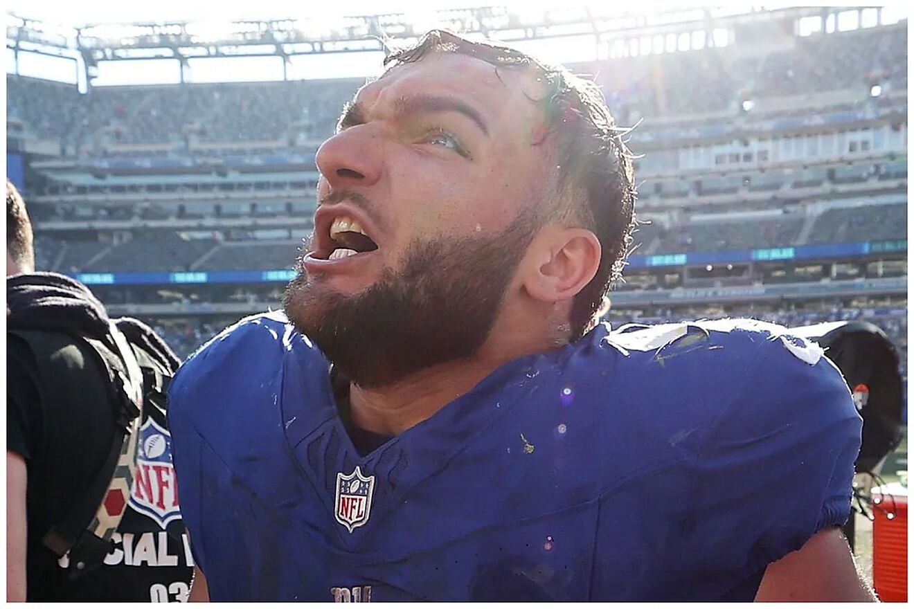 Cam Skattebo went full savage at last night's UFC fight - yelling ...