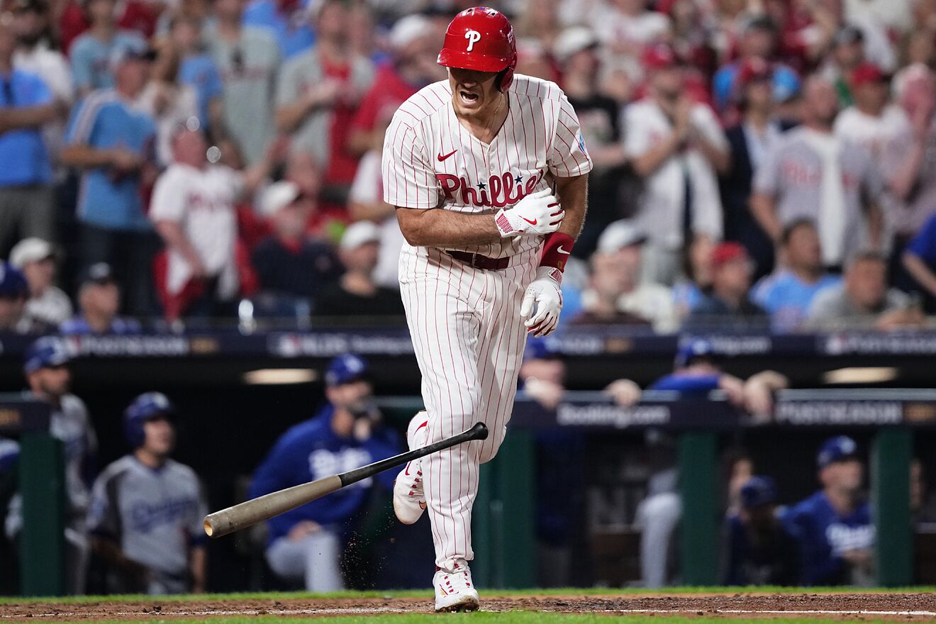 Pittsburgh Pirates make bold move for $115M catcher J.T. Realmuto ...