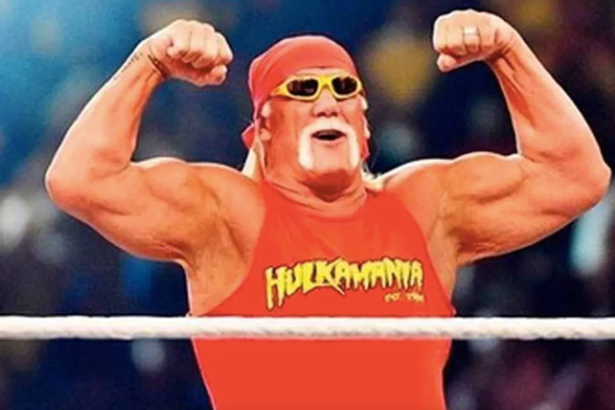Hulk Hogan booed during surprise WWE appearance at Netflix's "Monday ...