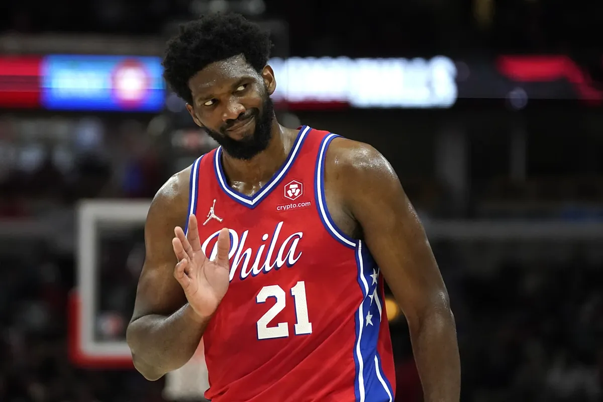 Lakers eye risky Joel Embiid trade as center woes continue | Marca