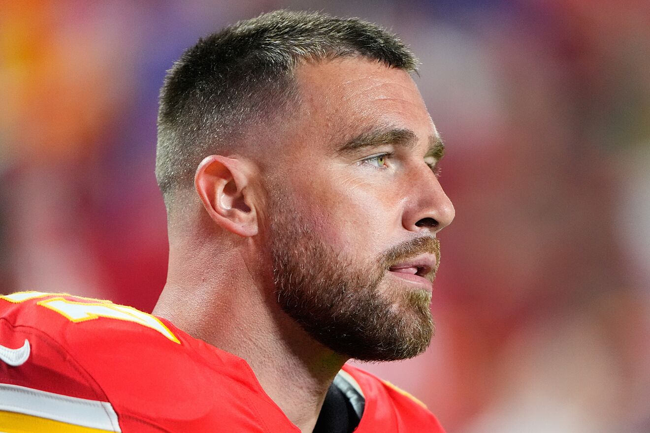 Rob Gronkowski predicts Travis Kelce's future in a way Taylor Swift ...