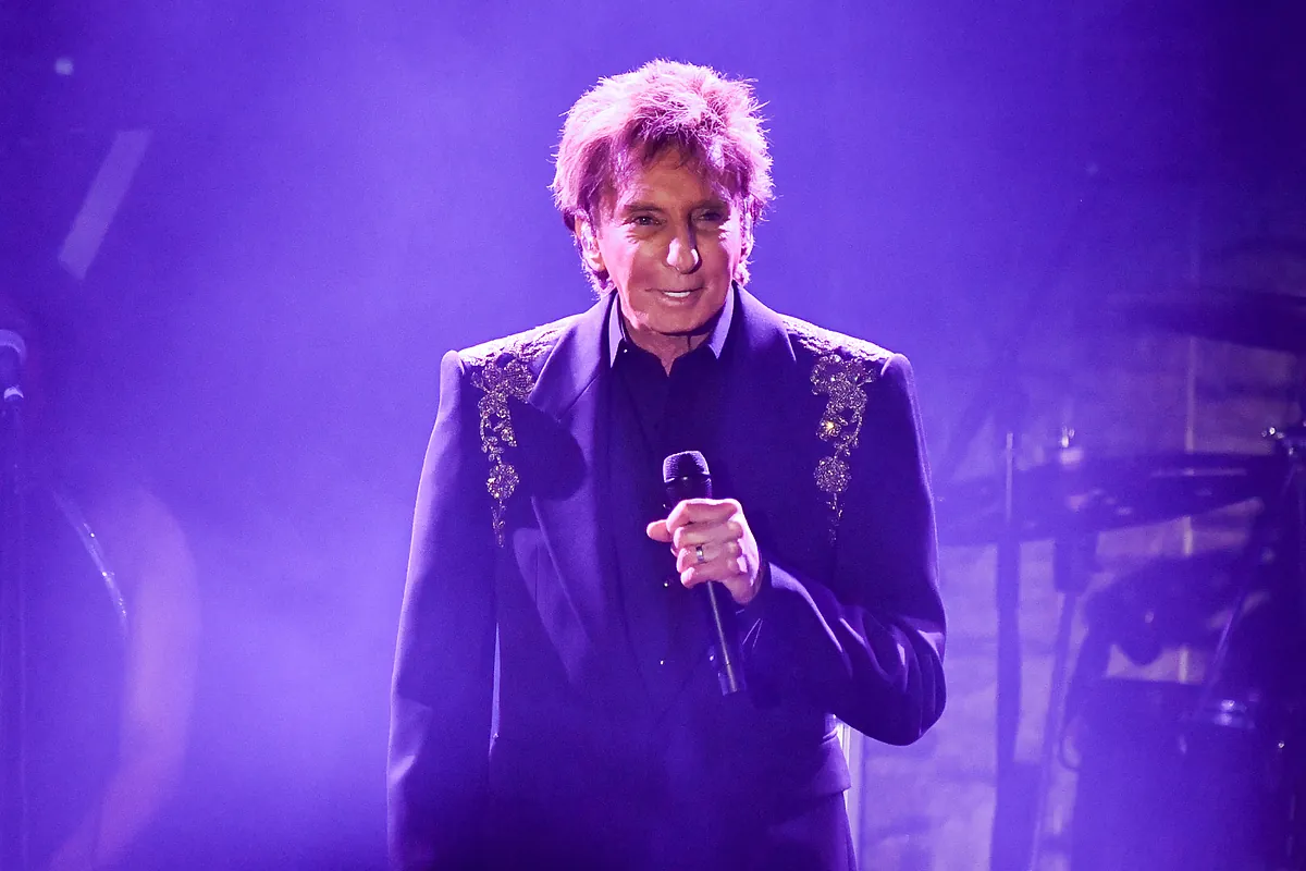 Barry Manilow health status: worrying news about the 82-year-old singer ...