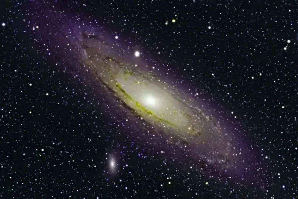 Neither stars nor galaxies: the mega-object found in space that is the ...