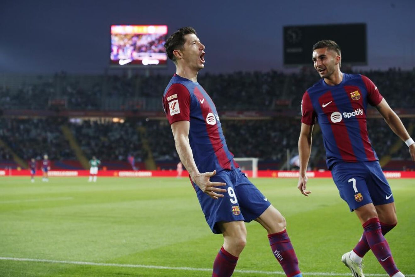 FC Barcelona - Alavés |LaLiga EA Sports: Uno por uno del Barcelona vs ...