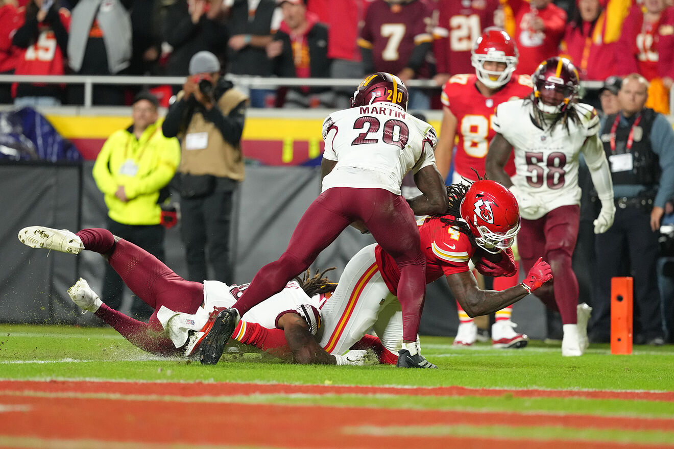 NFL fans outraged as Chiefs escape punishment after downing Commanders ...