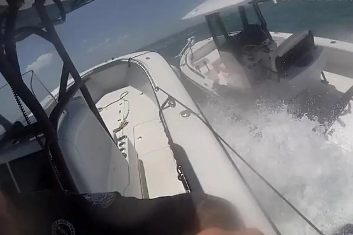 Dramatic video shows Florida officer leap onto spinning runaway boat ...