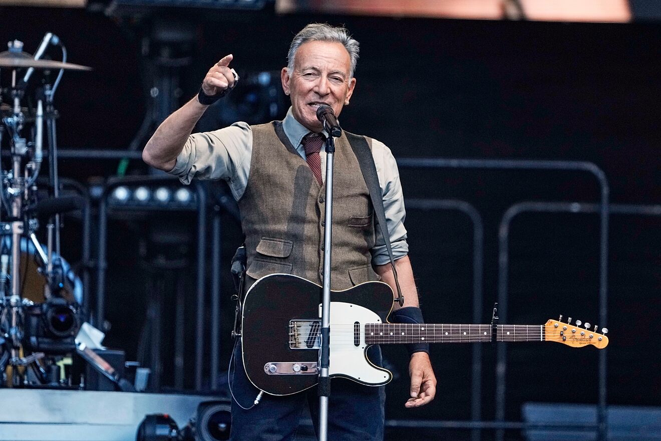 Bruce Springsteen releases new song 'Streets of Minneapolis' in which ...