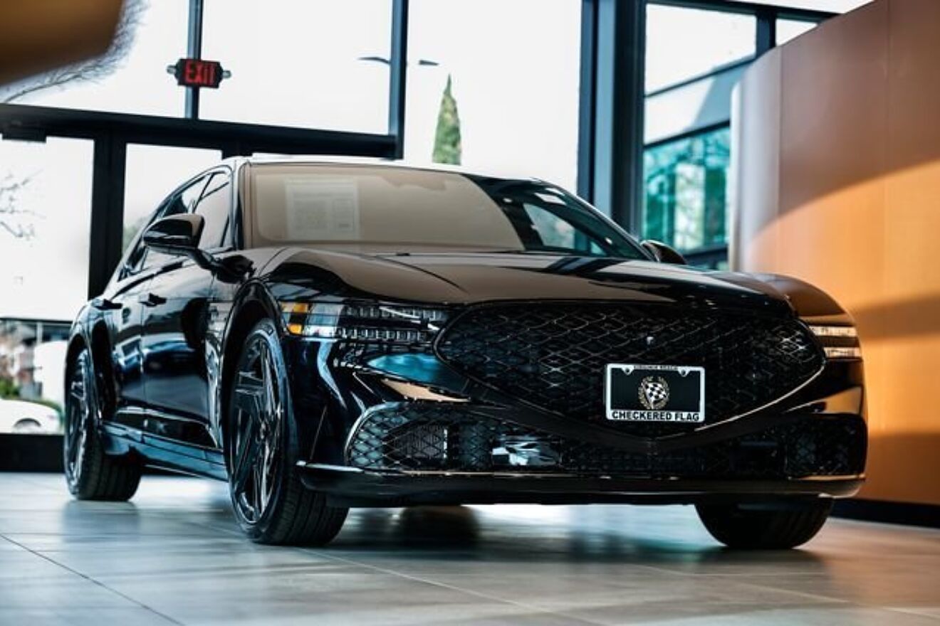 2026 Genesis G90 3.5T Prestige Black AWD: the luxury sedan that wants ...