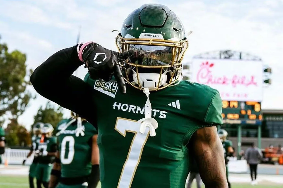 Travis Hunter will look small compared to this 6'10 wide receiver that ...